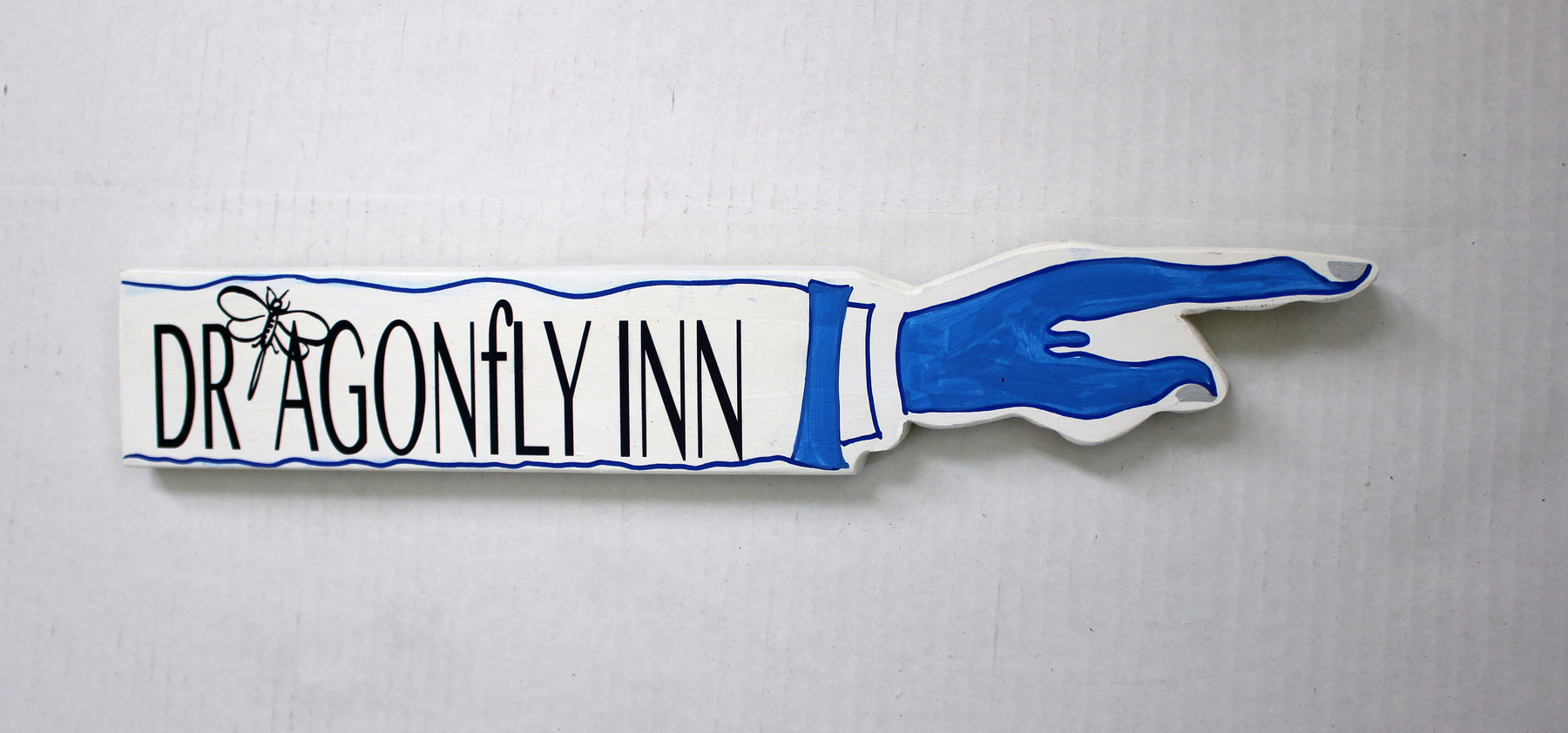 stars and hollows wooden pointy sign – Pretty Clever Words