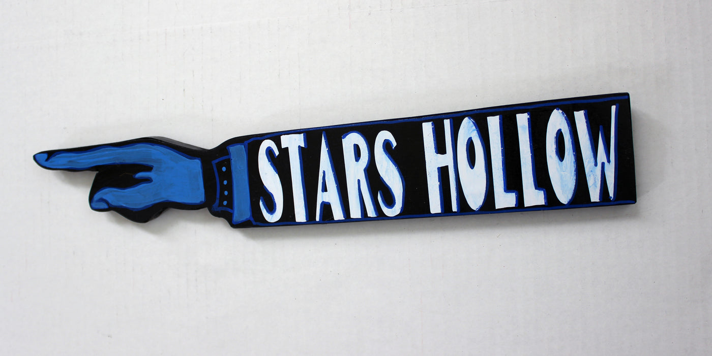 stars and hollows wooden pointy sign – Pretty Clever Words